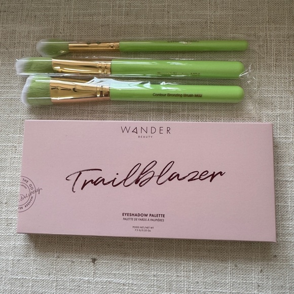 Wander Beauty | Makeup | Wander Trailblazer Eyeshadow Pallet And Green ...